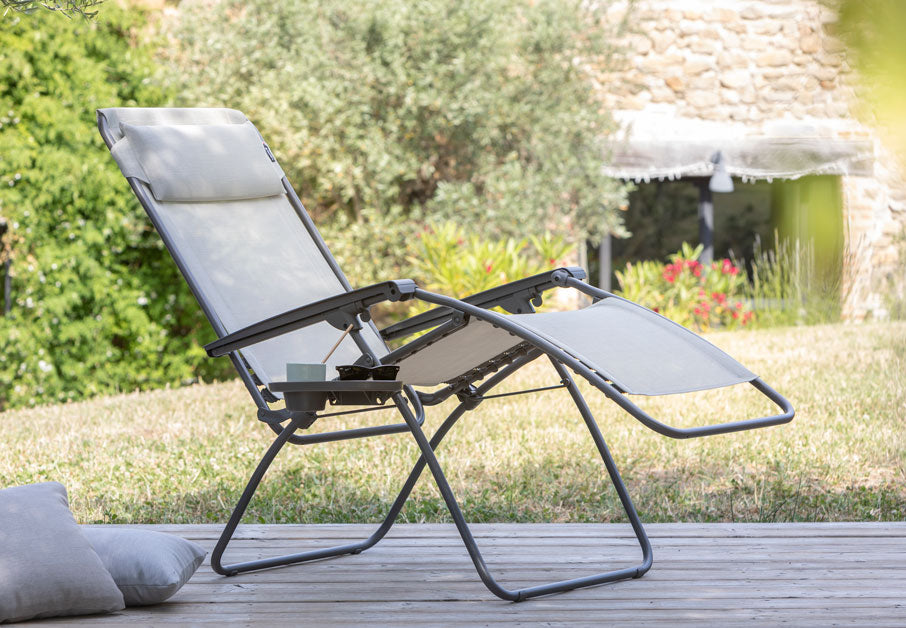 Zero Gravity Chairs and Recliners: lounge relaxing chairs | Lafuma