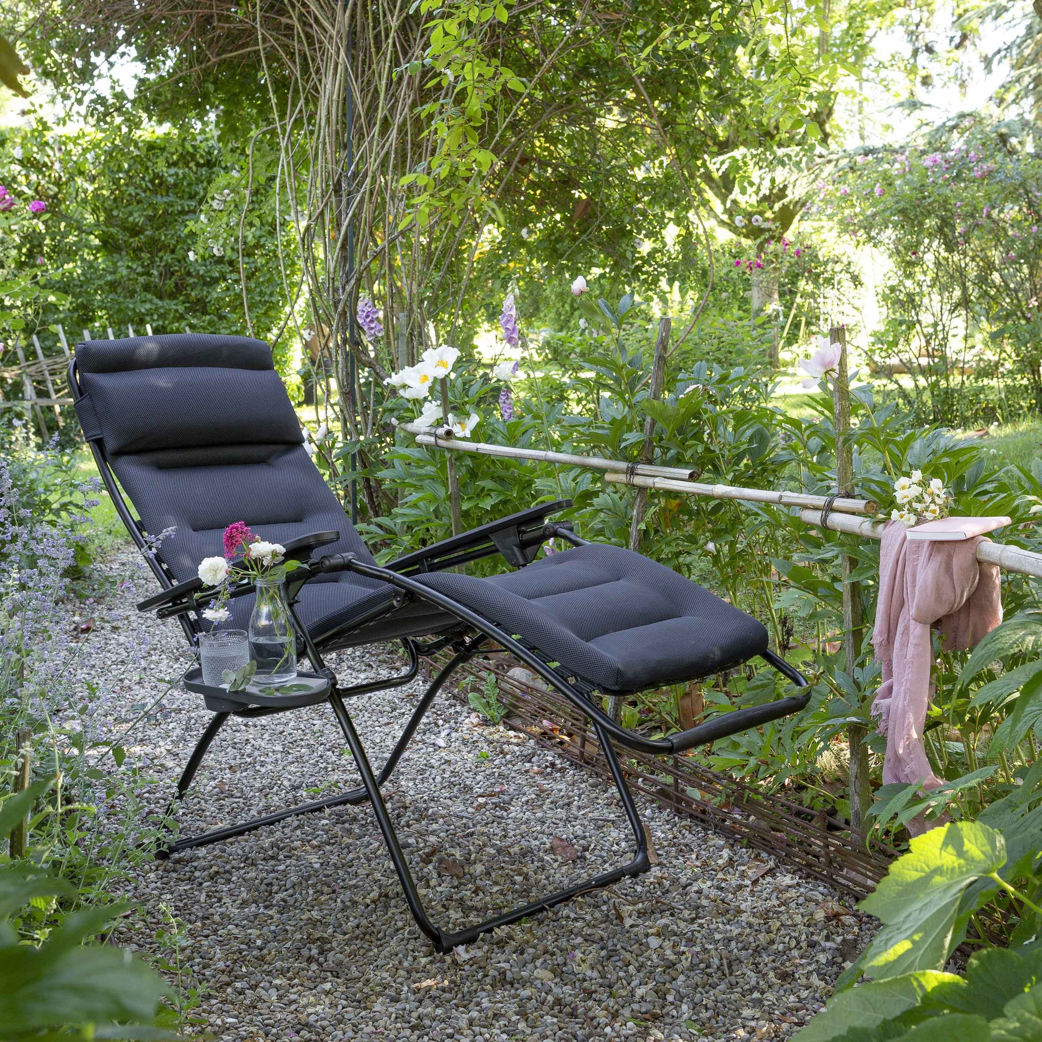reclining chair futura xl air comfort acier tubing black | LAFUMA MOBILIER